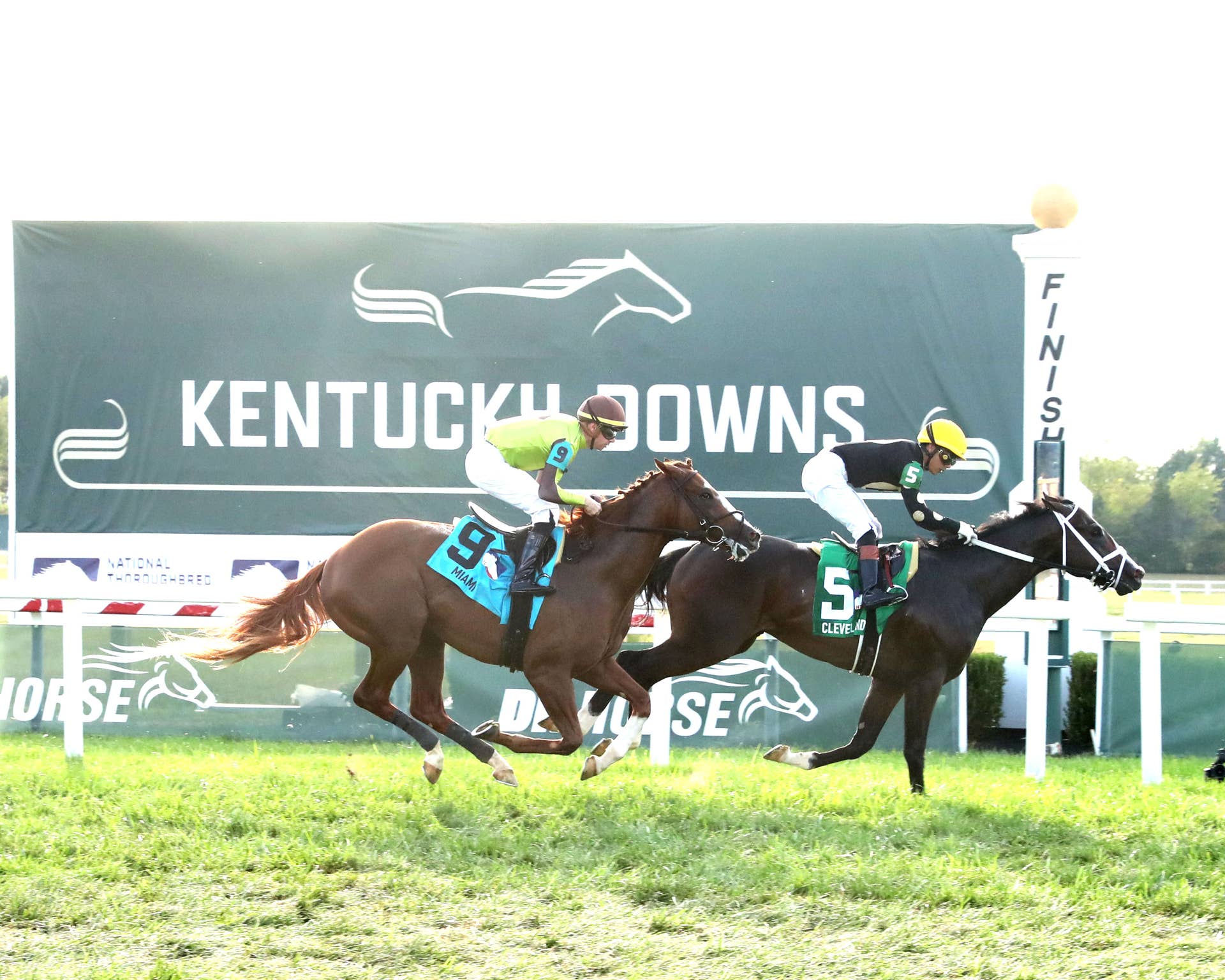 Longshot Chasing Liberty Awarded Win In Kentucky Downs' Juvenile Turf ...