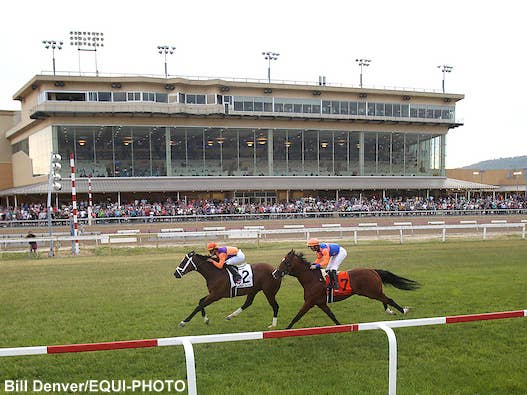 Penn National Announcer John Bogar Retires After ‘Highly Rewarding ...