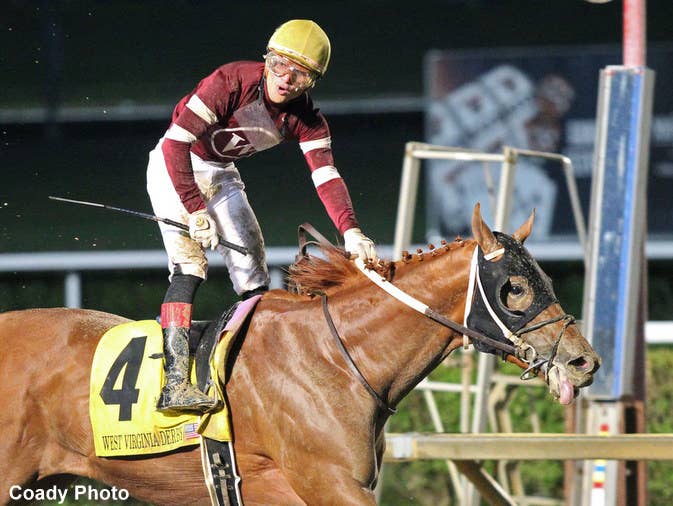 Red Route One Edges 66-1 Stablemate Unload To Win Prairie Meadows ...