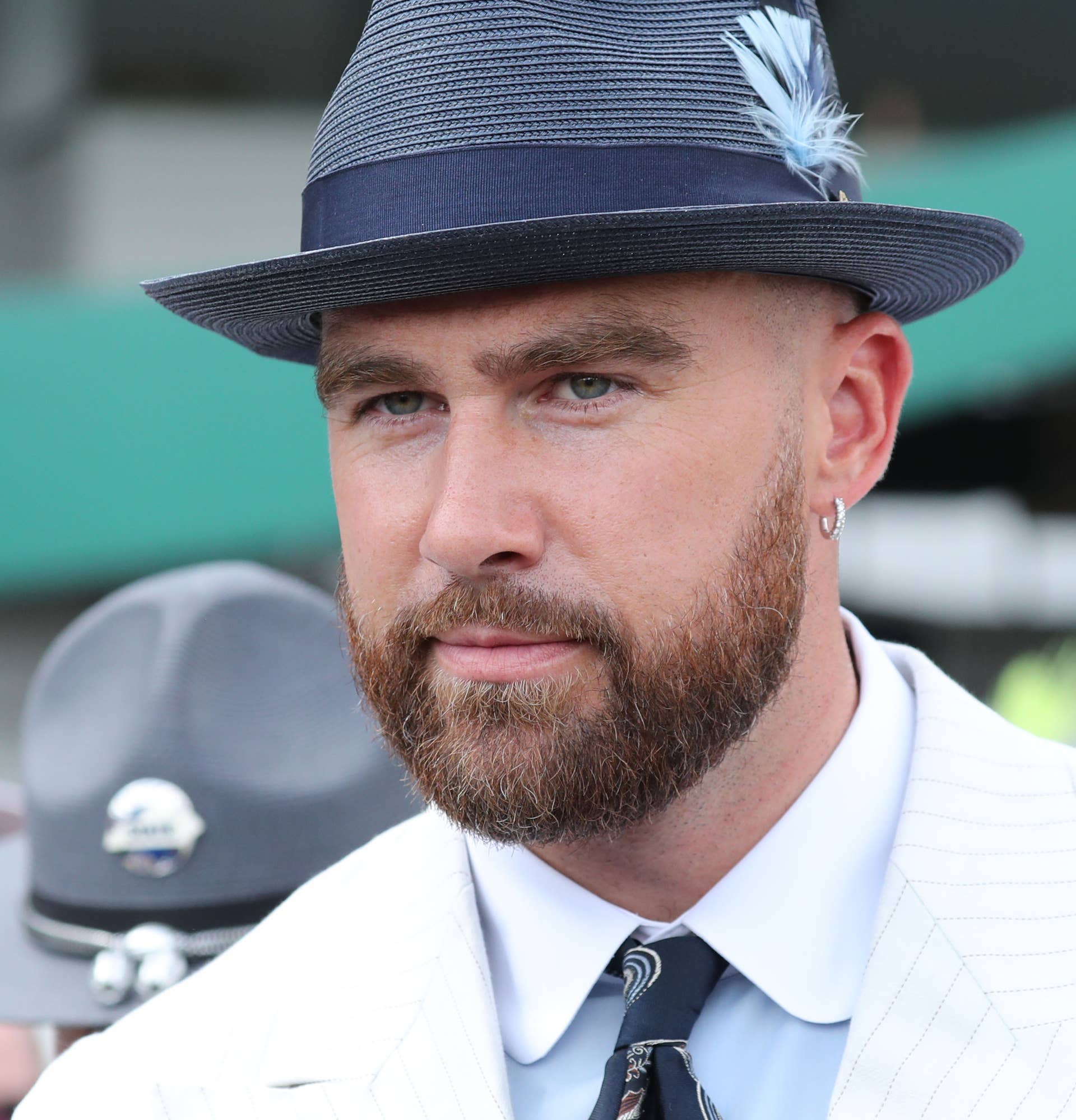 Travis Kelce Purchases Share In Thoroughbred Swift Delivery - Paulick ...