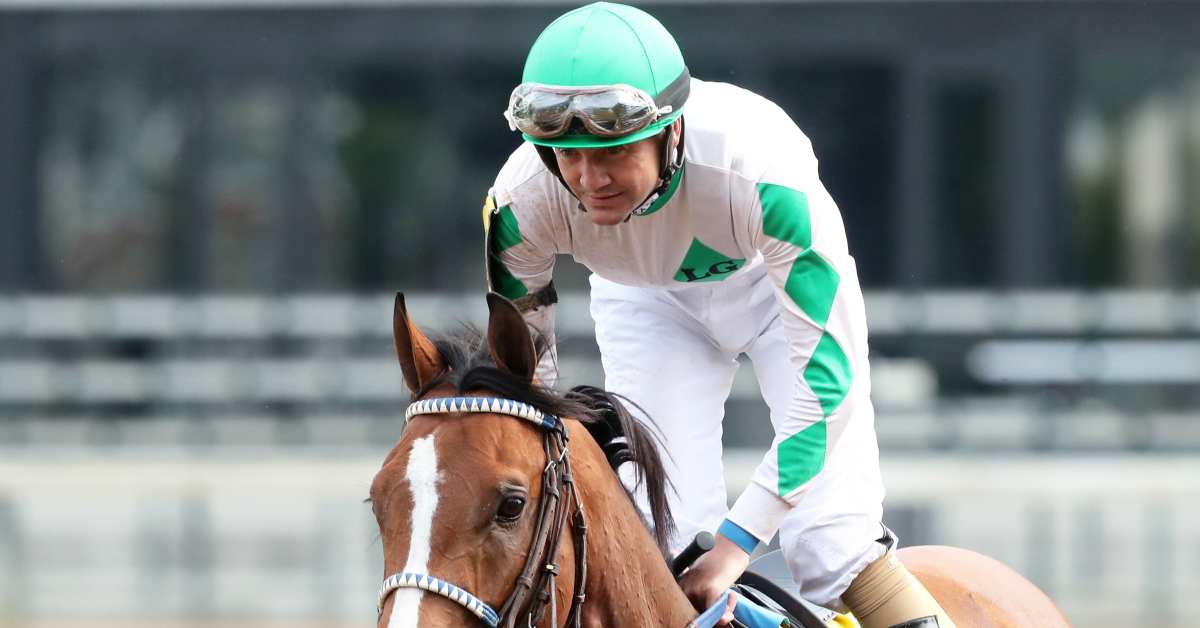 Mystik Dan, Hit Show Log Final Breezes For Lukas Classic - Paulick ...