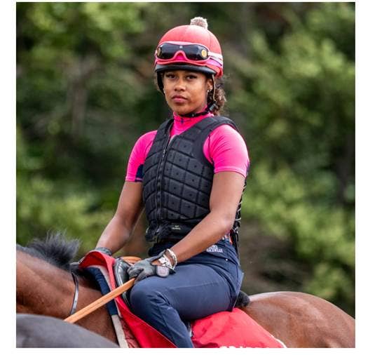 'Incredibly Special': 18-Year-Old Jockey Sienna Anderson Scores Mount ...