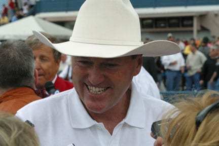 Larry Jones Suffers Severe Injuries in Delaware Park Fall - Paulick ...