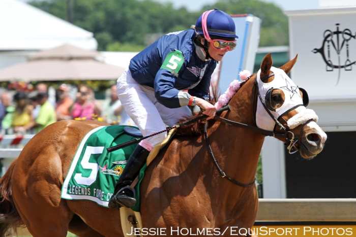 Jennifer Rowland Small rides winner in Lady Legends for the Cure ...