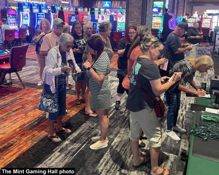 New Historical Horse Racing Gaming Hall Opens In Southeastern Kentucky ...