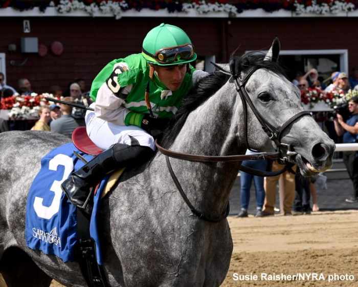 'Spectacular Turn Of Foot': Roses For Debra Pounces For Caress Victory ...