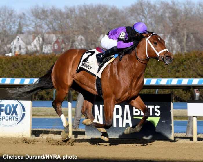 Looms Boldly Sprints Wire To Wire To Land Damon Runyon - Paulick Report ...