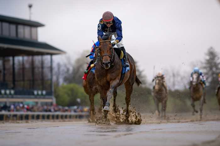 Verity Splashes To Beaumont Victory On Soggy Opening Day At Keeneland ...