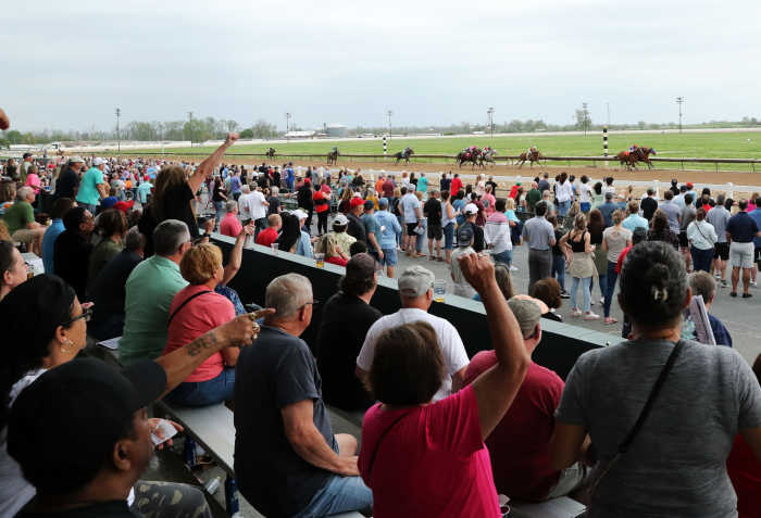 Fairmount Park Celebrates 100 Years With St. Louis Derby - Paulick ...