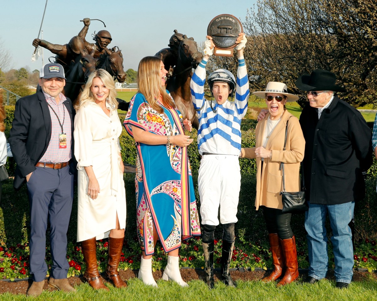 'She's Strong And Tough': Lukas Seeks Seventh Kentucky Oaks Win With ...