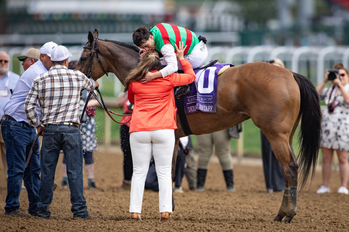 Irad Ortiz, Jr. Rides Third Winner Of Derby Card As Vahva Captures ...