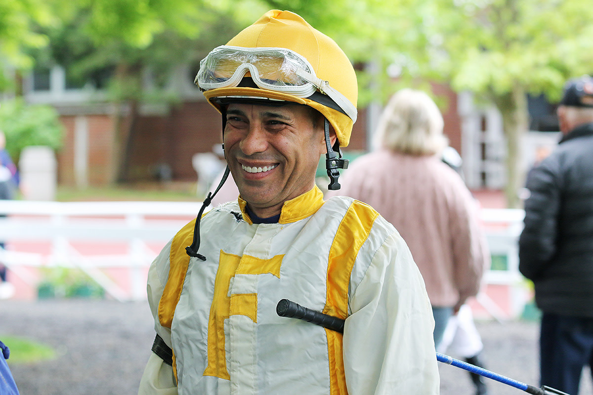 Daniel Centeno Shifts Tack To Monmouth Park - Paulick Report | Latest ...