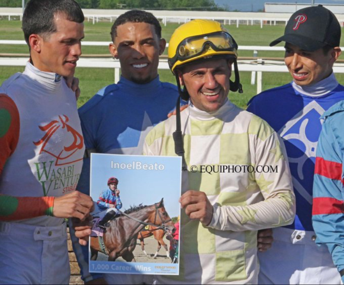 Jockey Inoel Beato Posts 1,000th Career Win At Penn National - Paulick ...