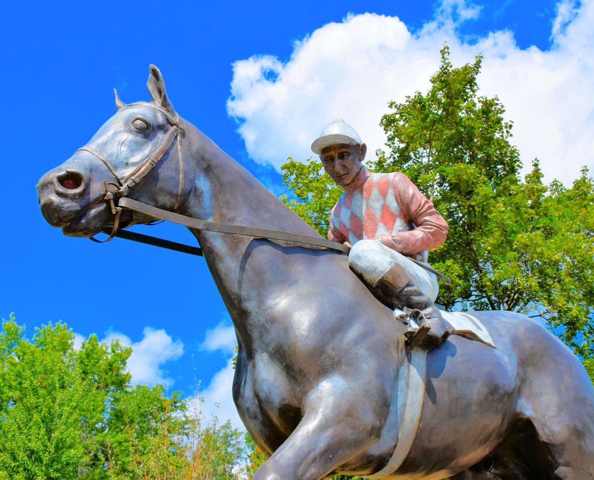Saratoga Statues: The Grey Ghost That Haunts Centennial Park - Paulick ...