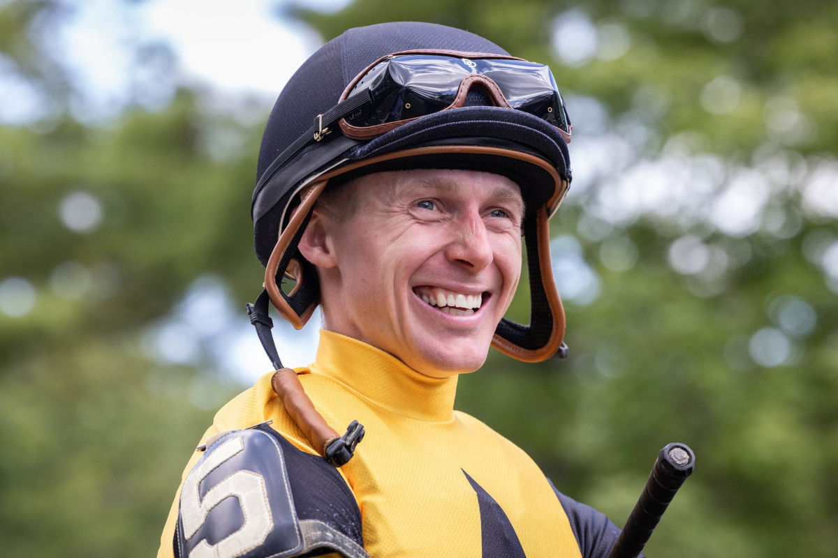 Dylan Davis, Chad Brown Respective Top Jockey, Trainer On 2024 NYRA ...