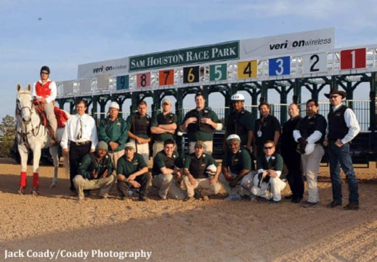 Claussen: Behind the scenes with the starting gate crew - Paulick ...