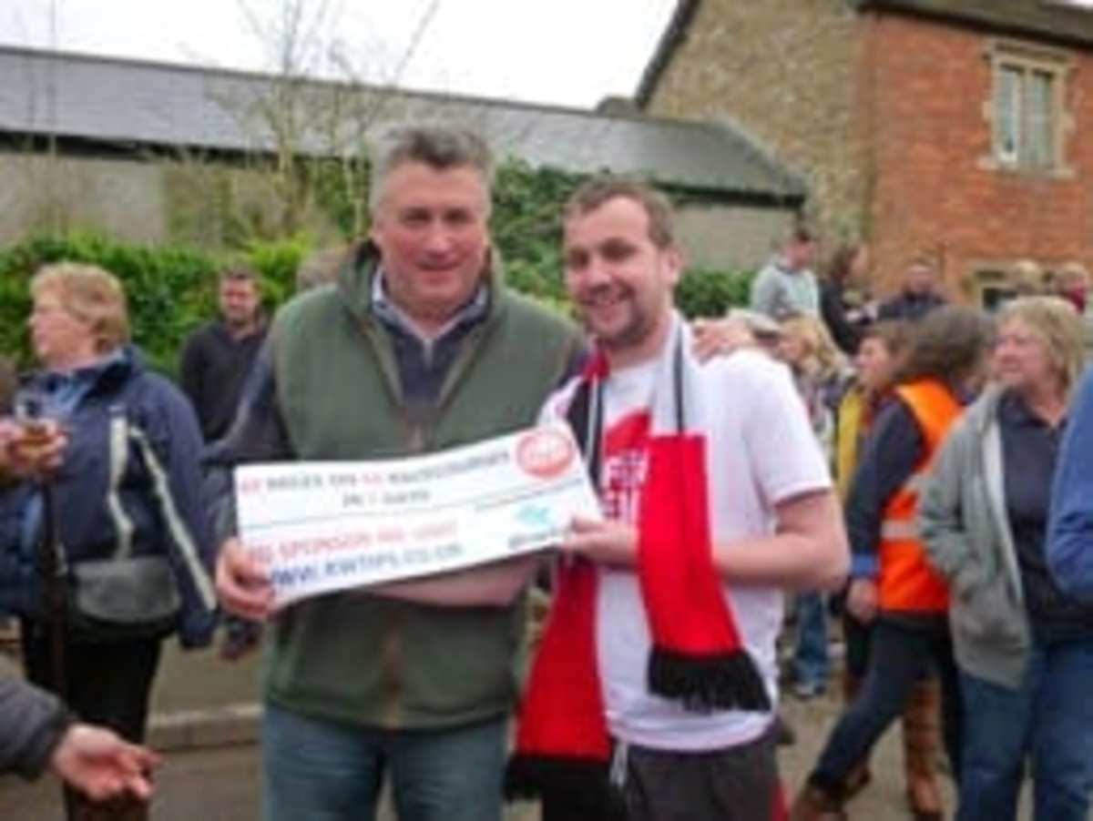 Richard Ward runs a mile at every British racecourse in charity ...