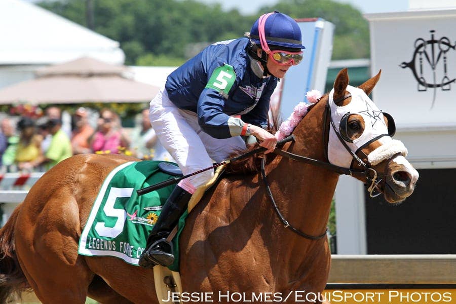 Jennifer Rowland Small rides winner in Lady Legends for the Cure ...