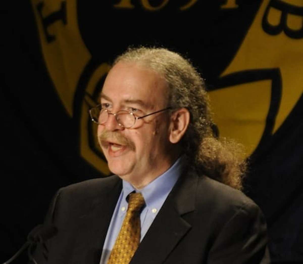 Crist, Three Others Sue Daily Racing Form's Former, Current Owners ...