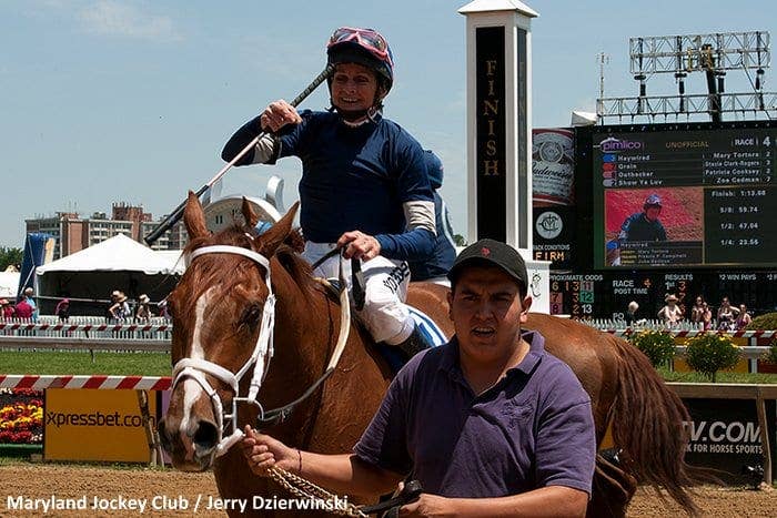 Mary Russ-Tortora Wins Lady Legends Race - Paulick Report | Latest news ...