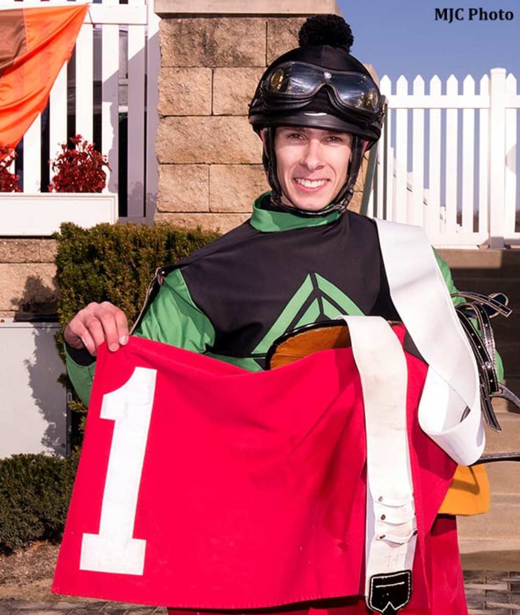Apprentice Lane Luzzi Notches First Career Win - Paulick Report ...
