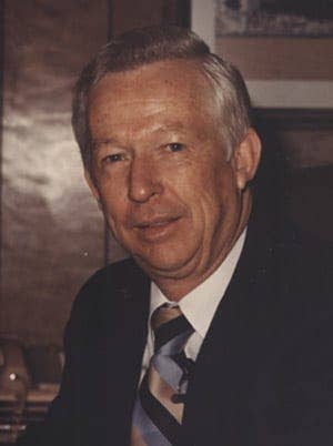 Longtime Los Alamitos Racing Official Curly Smith Dies - Paulick Report ...