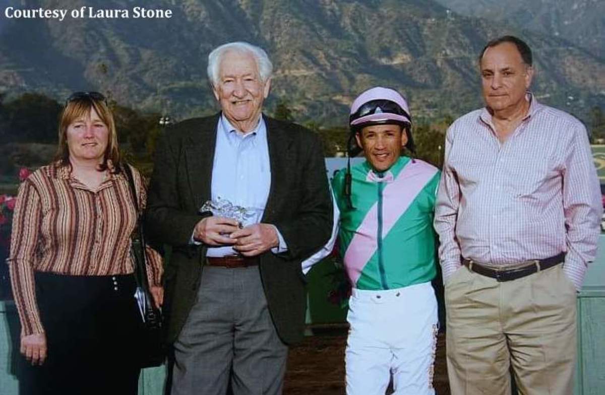 Equine Artist Fred Stone Dies At Age 87 - Paulick Report | Latest news ...