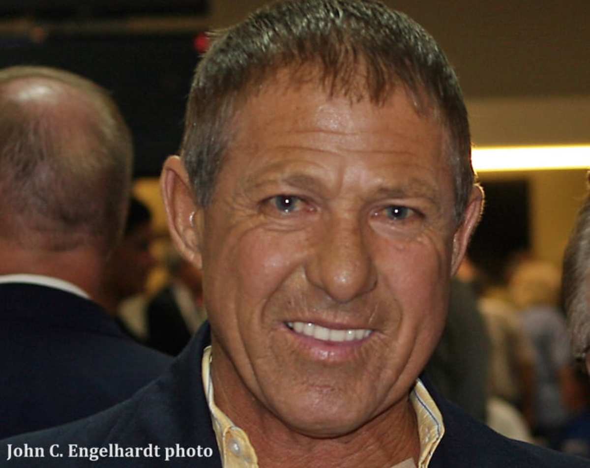 Hall Of Fame Jockey Randy Romero In Hospice Care - Paulick Report ...