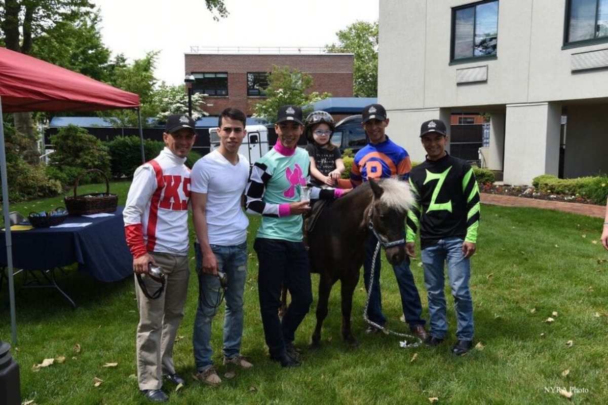 Belmont Jockeys Bring Cheer To Children At Ronald McDonald House Of ...