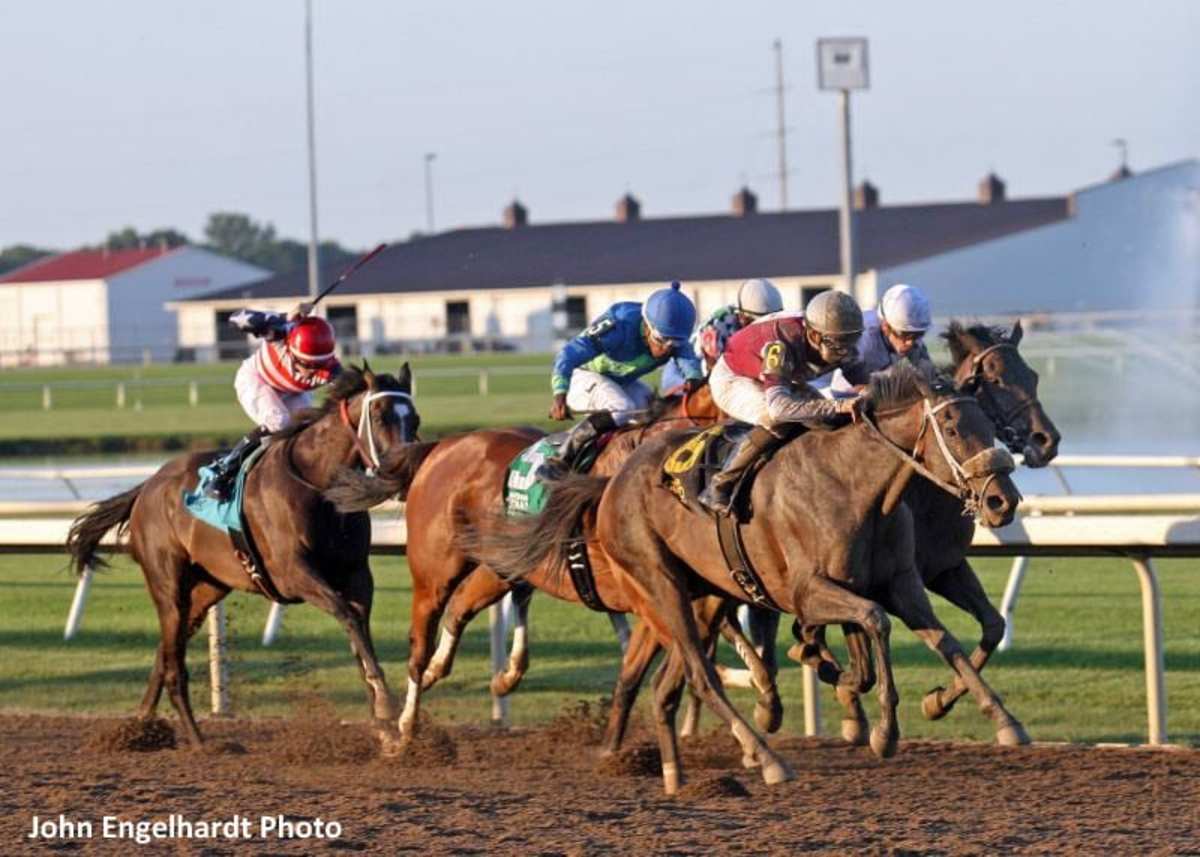Indiana Grand To Kick Off 17th Racing Season Tuesday - Paulick Report ...