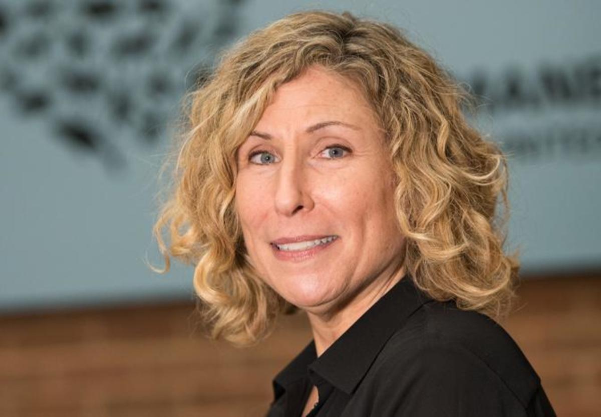 Pacelle Steps Down As HSUS President; Kitty Block Acting President/CEO ...