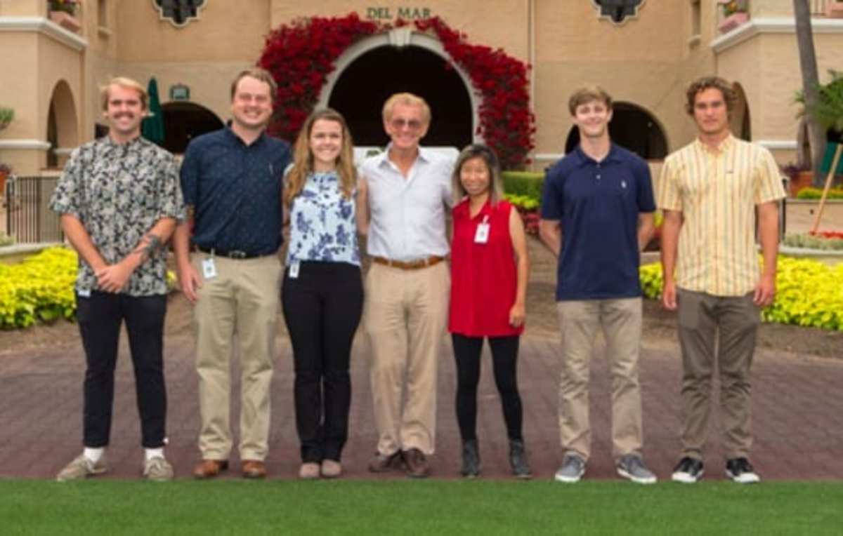 Del Mar Interns To Work In Variety Of Racetrack Departments - Paulick ...