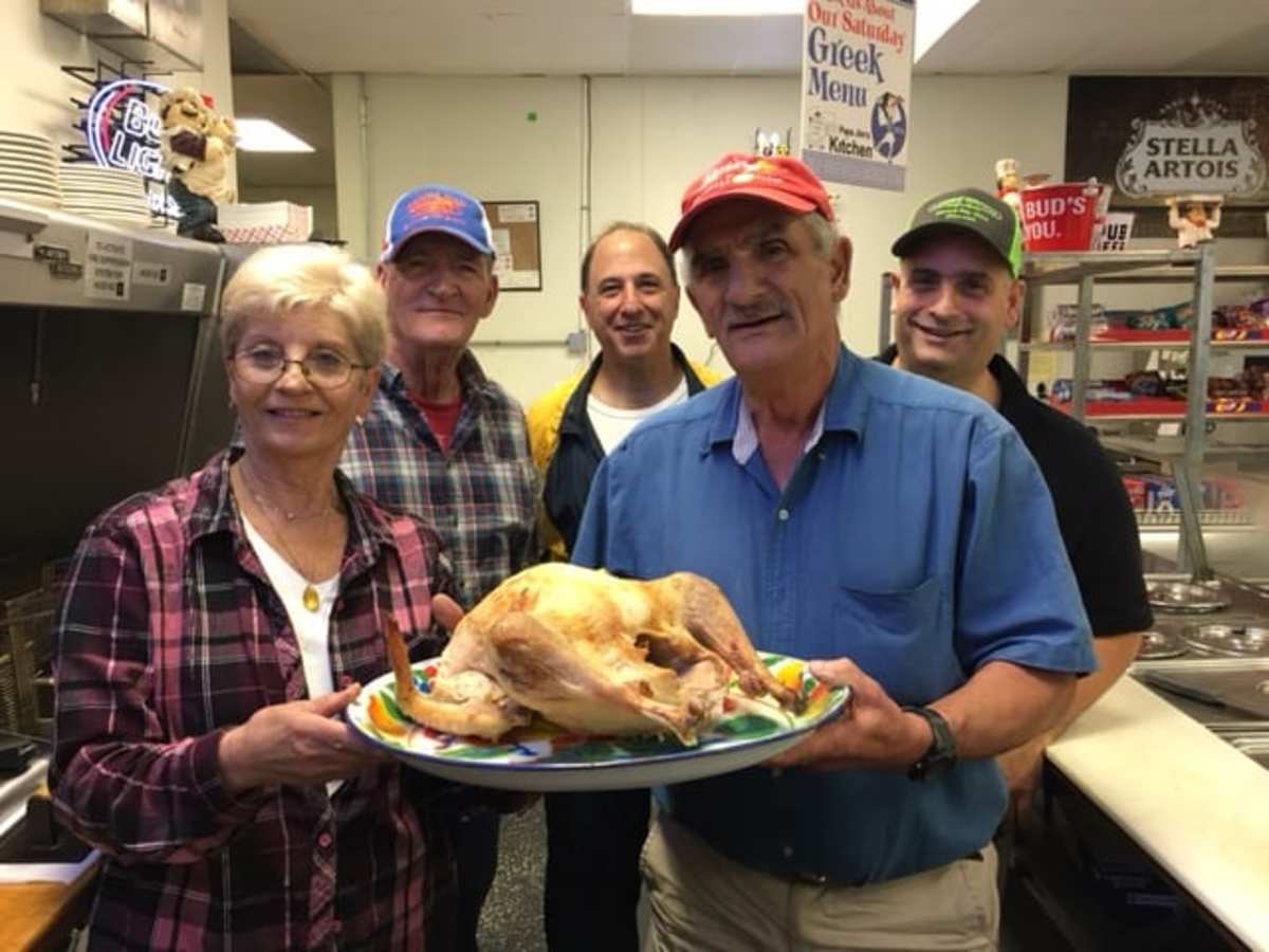 Papa Jim's Kitchen Thankful For The Chance To Serve Tampa Backstretch ...