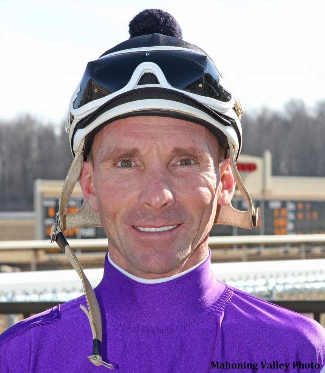 Javier Castellano, Terry Houghton, Edwin Maldonado Among Finalists For ...