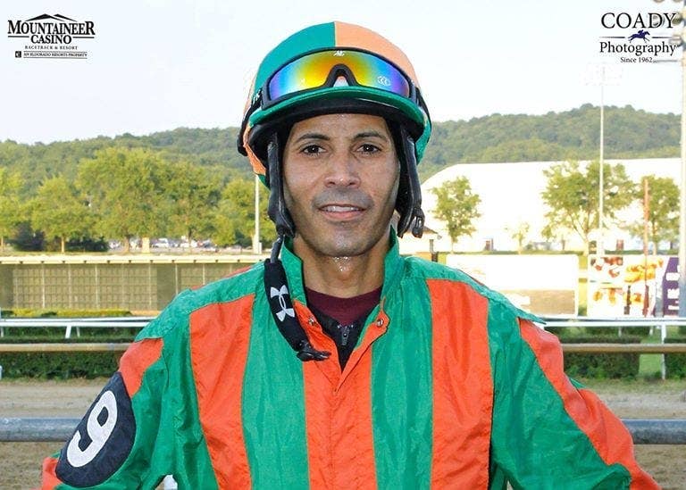 Woolf Award-Winner Luis Quinones Breaks Pelvis, Fractures Hip In ...