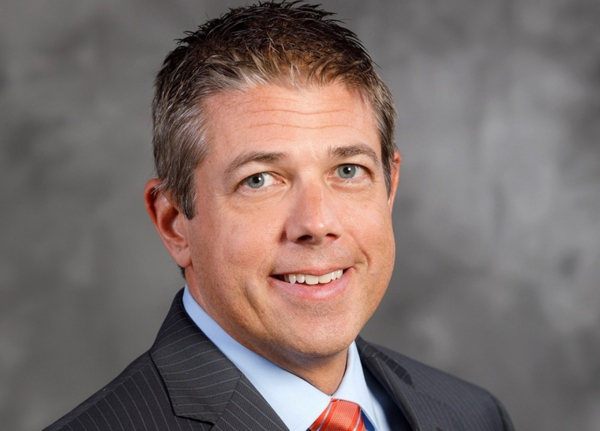 Mike Anderson Named 14th President Of Churchill Downs Racetrack ...