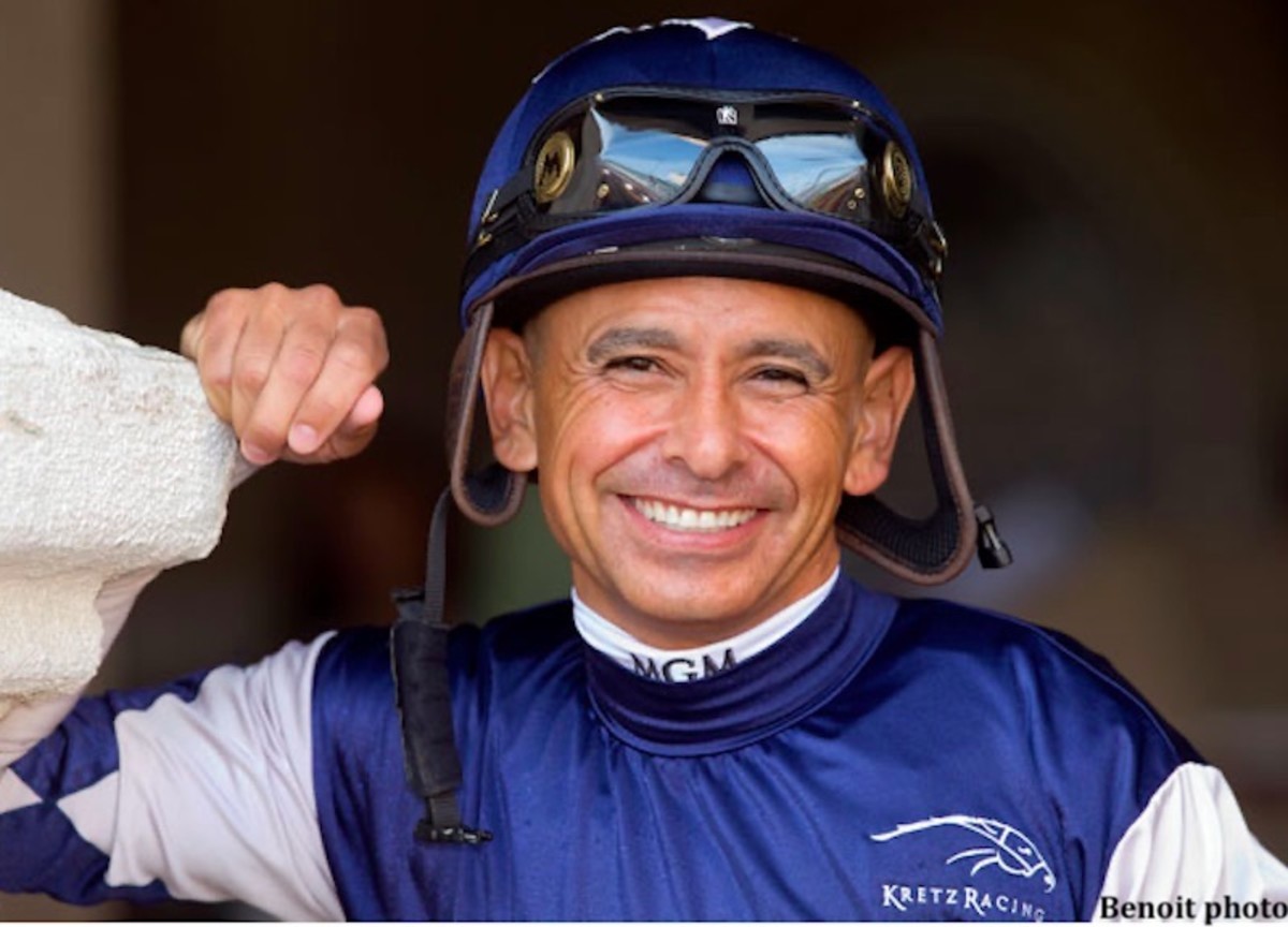 Mike Smith Tests Positive For COVID-19, Off Weekend Mounts At Los Al ...