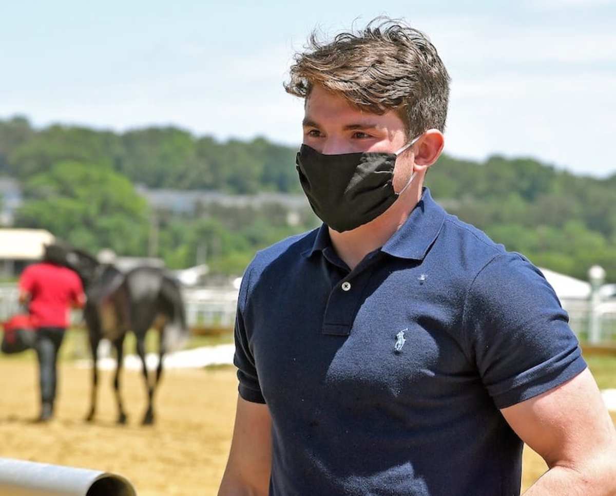 'I Want To Cry So Bad Right Now': Anthony Lynch, 18, Saddles First ...