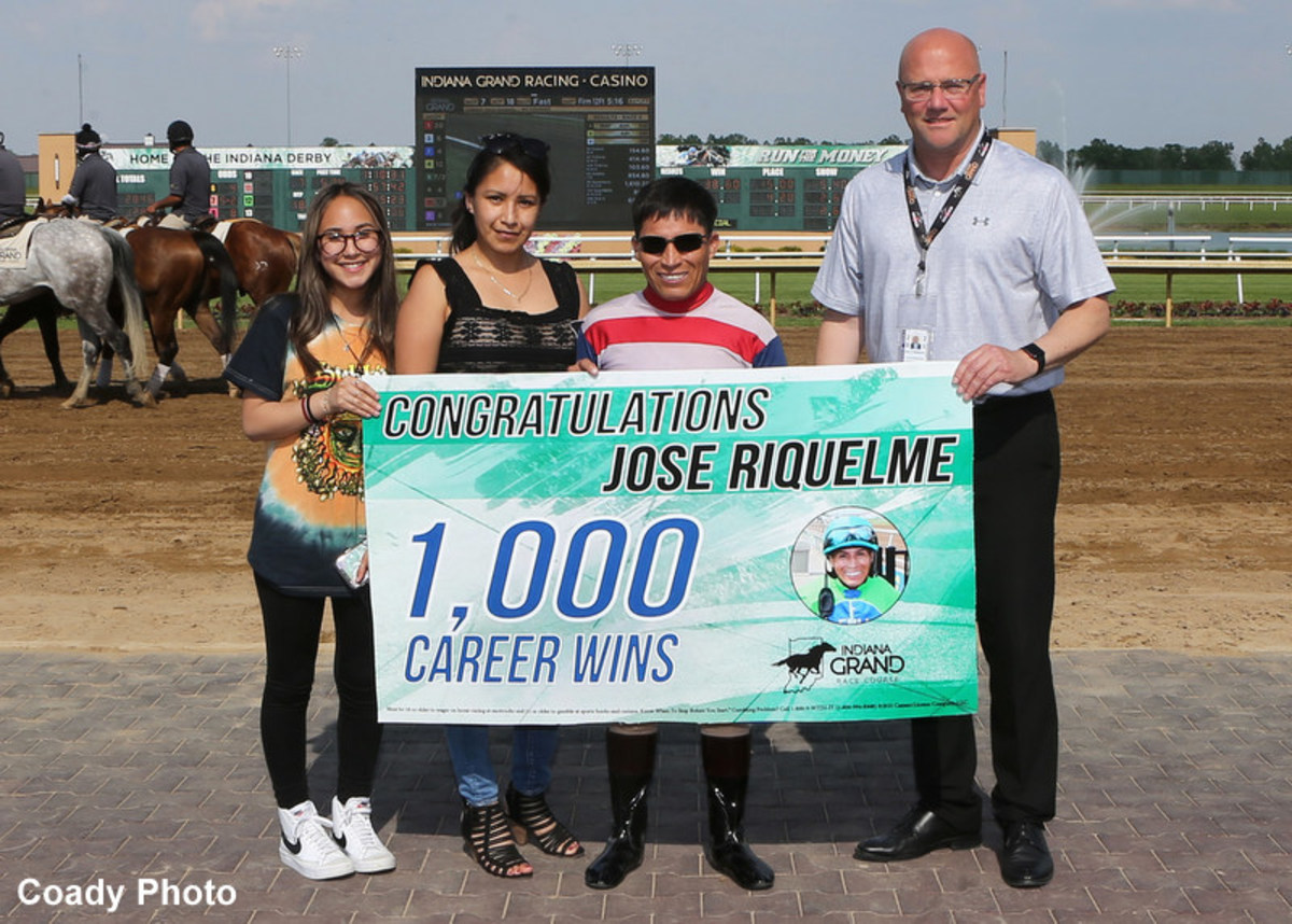 Jockey Jose Riquelme Celebrates 1,000th Winner - Paulick Report ...