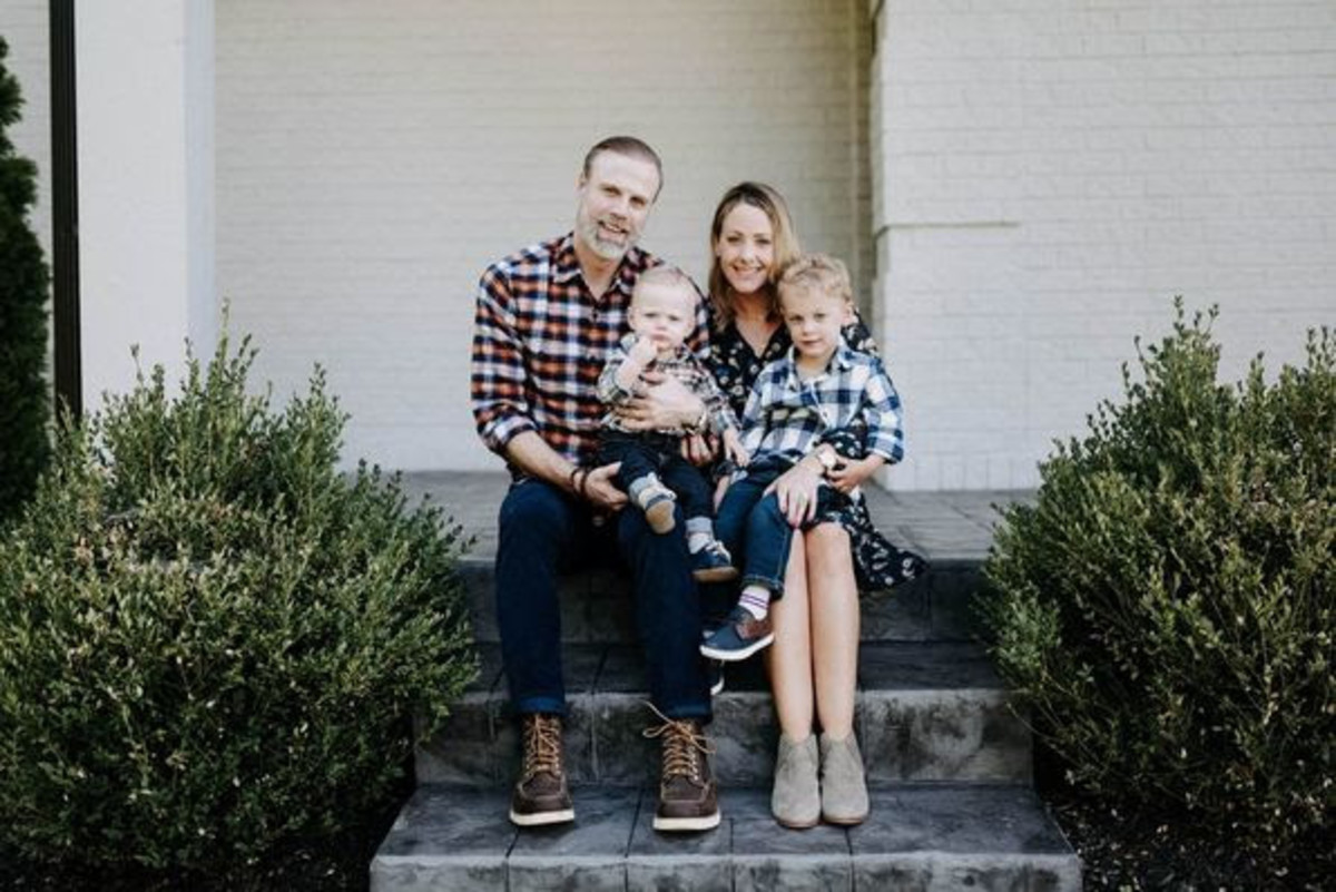 Indiana Dad Teams Up With Kentucky Derby Museum To Raise Money For ...