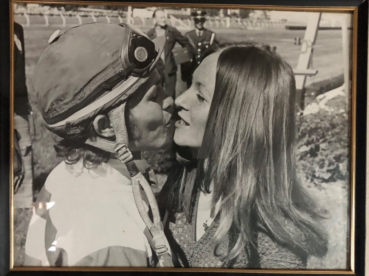 Horse Racing Love Story: Hall Of Fame Jockey Celebrates Golden ...
