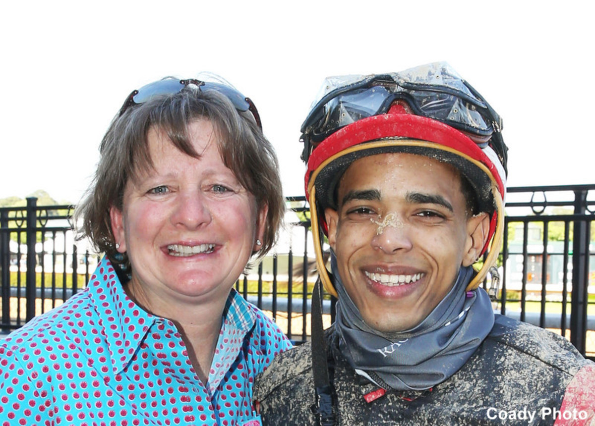 Double Firsts: Trainer Sherry Rhea, Apprentice Albert Lopez Break Their ...