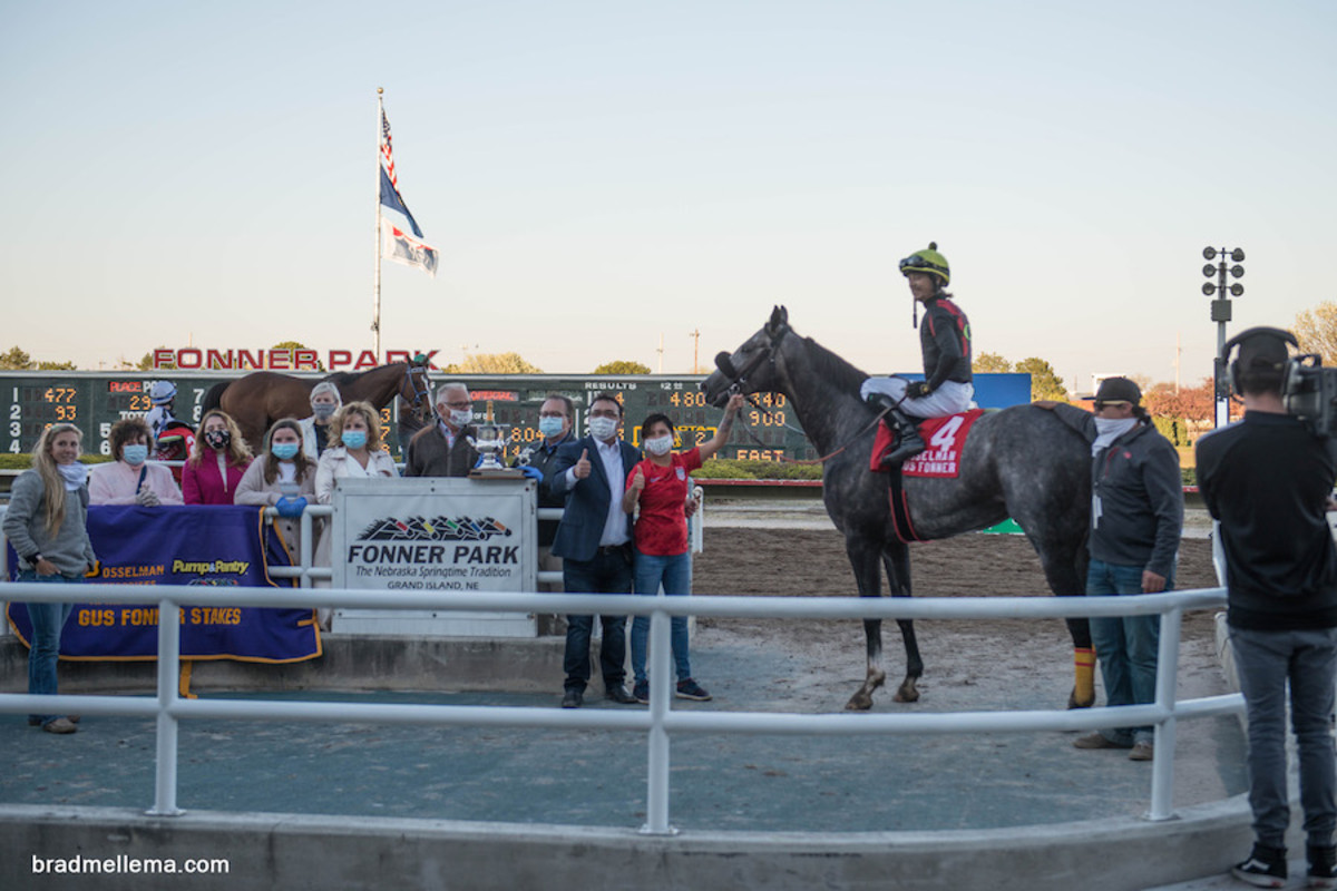 Fonner Files: It Really Did Just Get Better At Fonner Park - Paulick ...