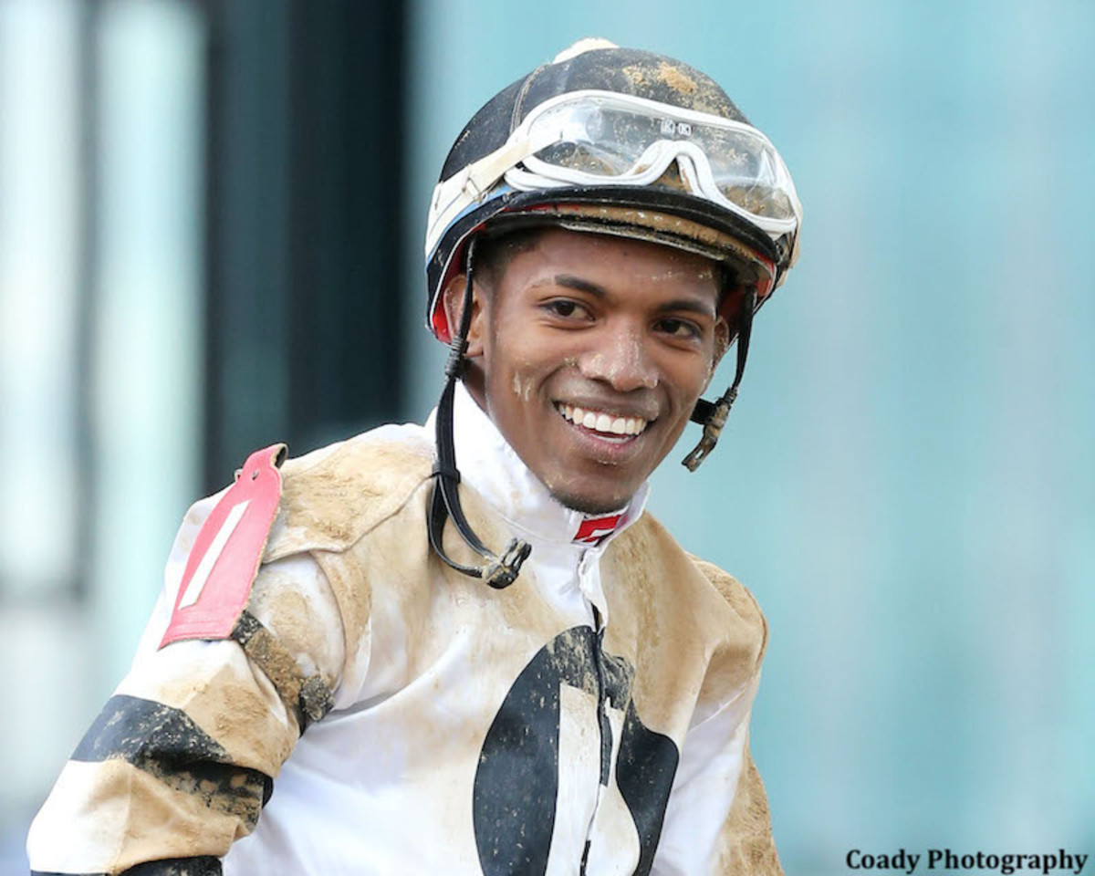 At Oaklawn With New Agent Jimmy Riccio, Ricardo Santana Resumes Riding ...