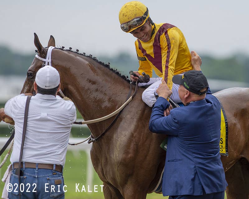 Clairiere All Heart To Defeat Malathaat In Ogden Phipps; Champ Letruska ...