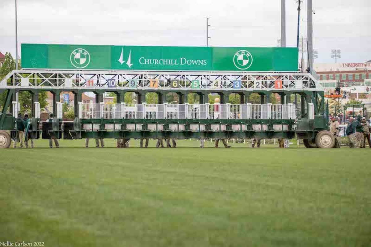 Churchill Downs Will Limit Turf Racing Through Remainder Of Spring Meet ...