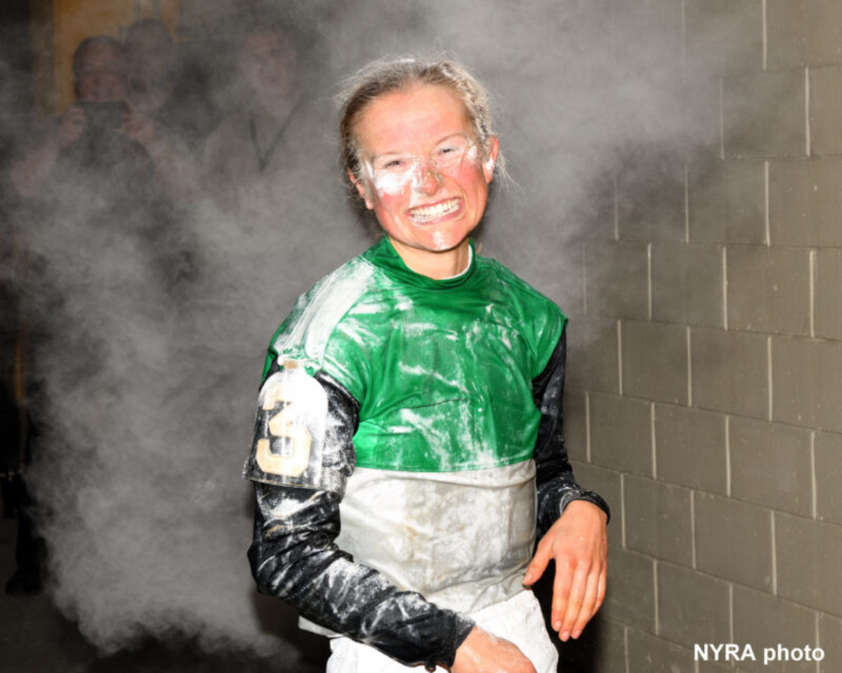 Apprentine Jockey Olver Notches First Career Win At Aqueduct - Paulick ...