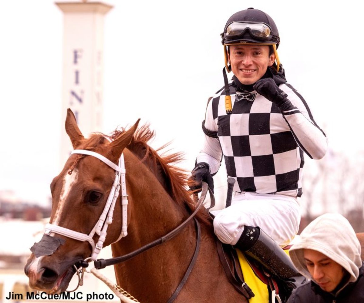 Jockey Gomez Scores First Win Of Comeback From Injury - Paulick Report ...