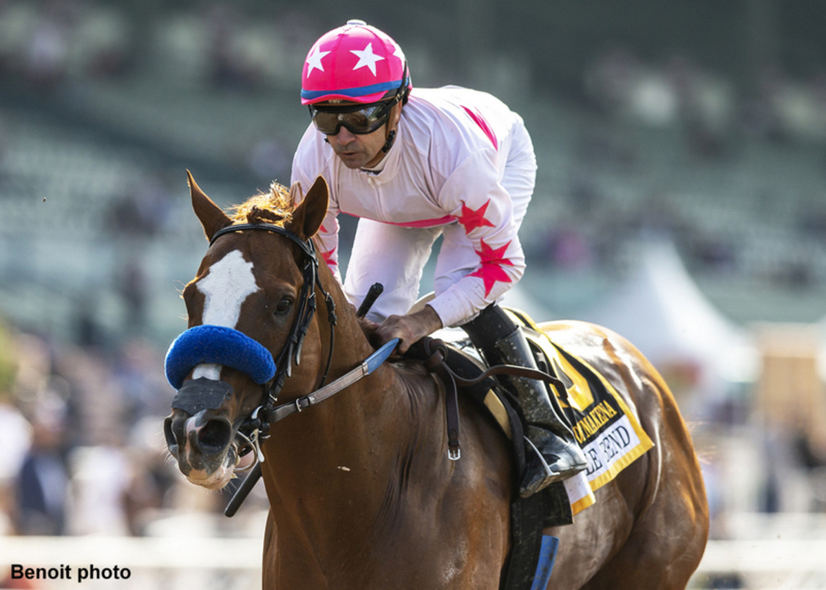 Spirit Of Makena Kicks Clear For Triple Bend Victory - Paulick Report ...