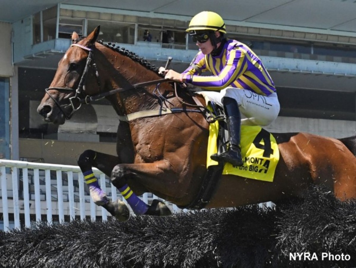 Steeplechase: Merry Maker Springs 15-1 Upset In Grade 1 Lonesome Glory ...